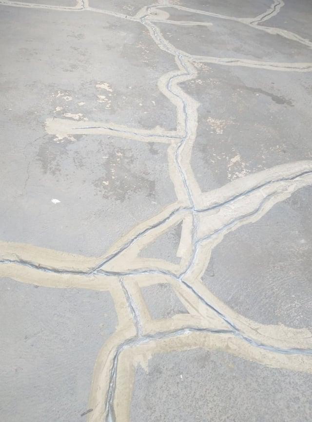 Tratamento de trincas, trincas ativas e Dilatação. - Solicite ...